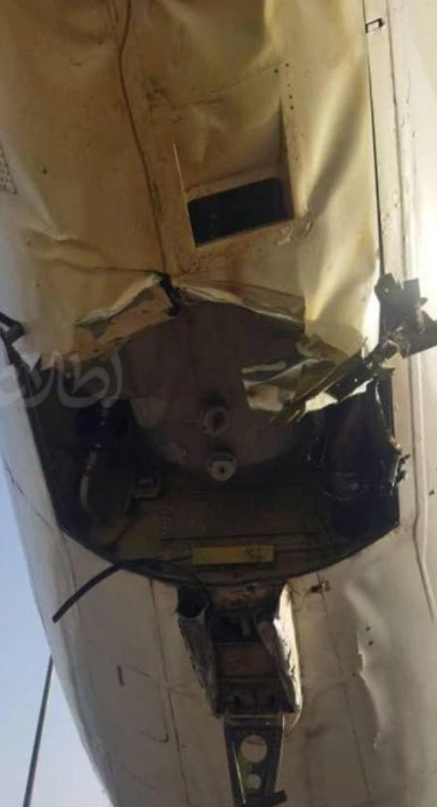 Ariana Afghan Airlines 737-400 significantly damaged after it overran ...