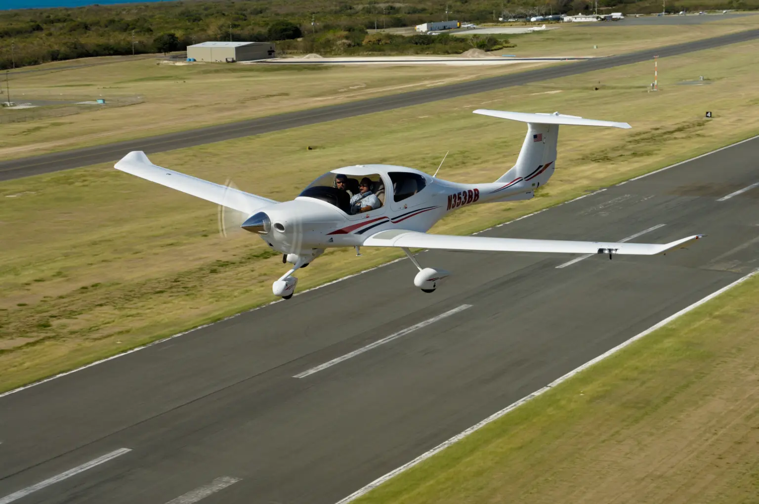 The Diamond DA40 passenger door fell in the premises of a Myrtle Beach ...