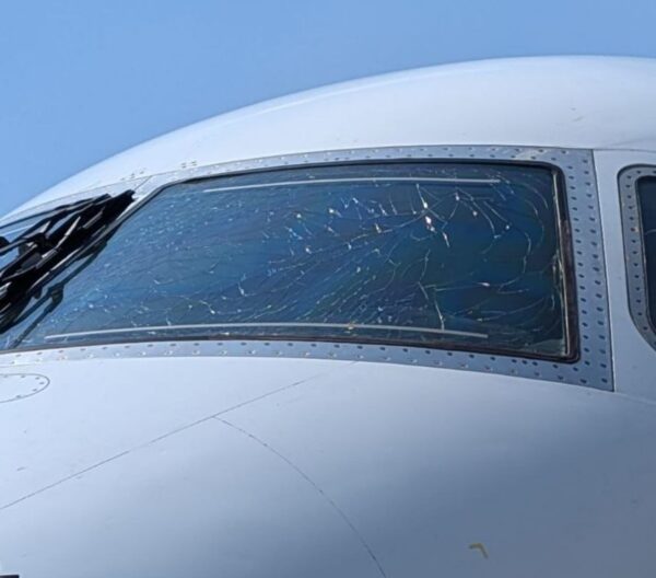 Cockpit Windows Damage Identification - Aeropeep